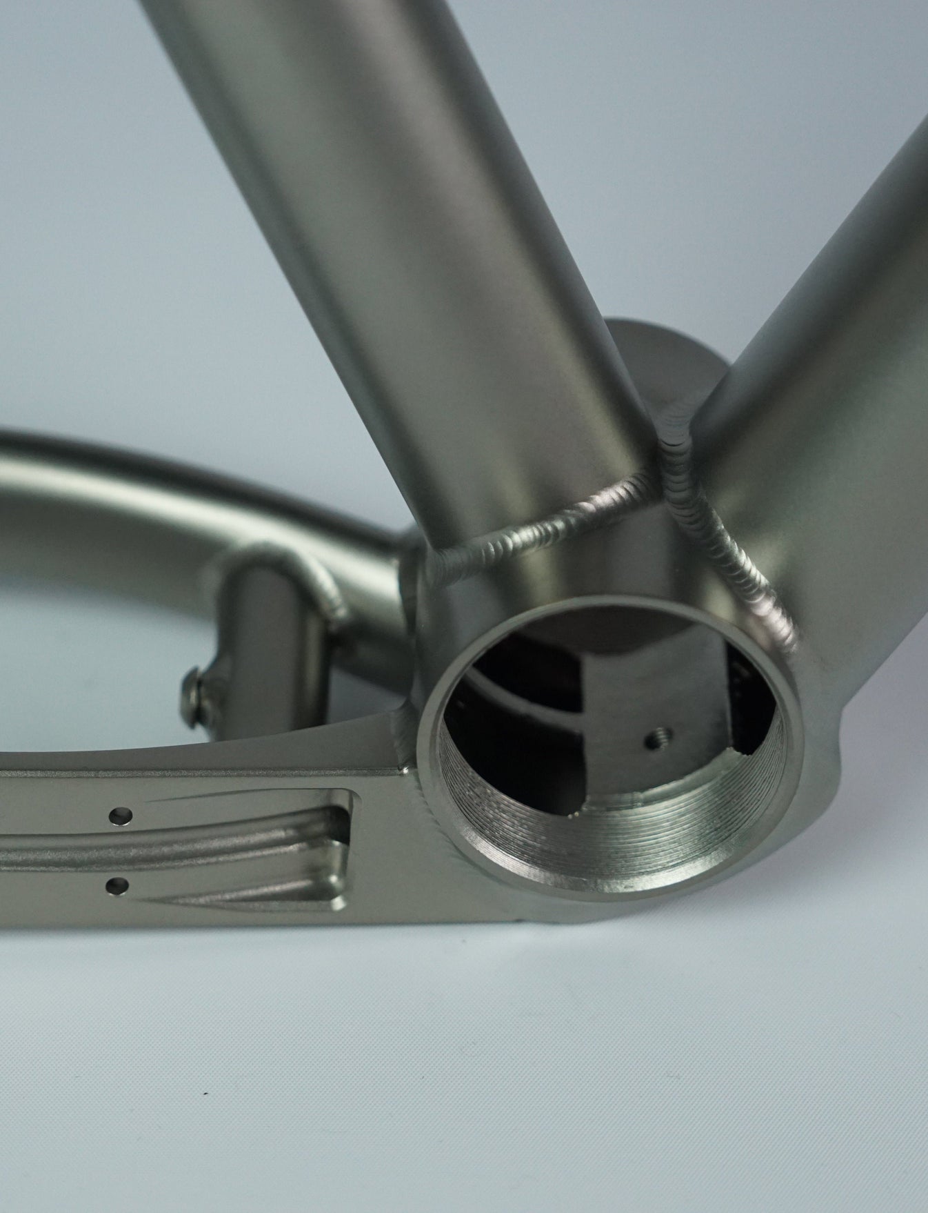Meridian Titanium Gravel Bike – LŪMA Cycles